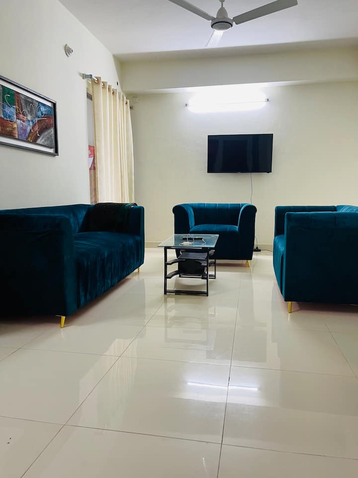 Family 3br Home In Uttara | Relaxing Stay - Dhaka