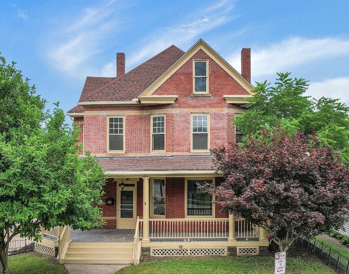 The Hazelton - Lancaster, OH