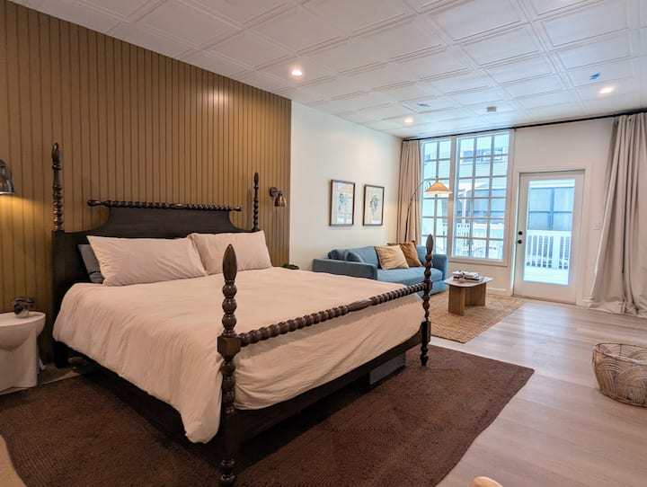 The Optimist Guesthouse | 5 - Camden, ME