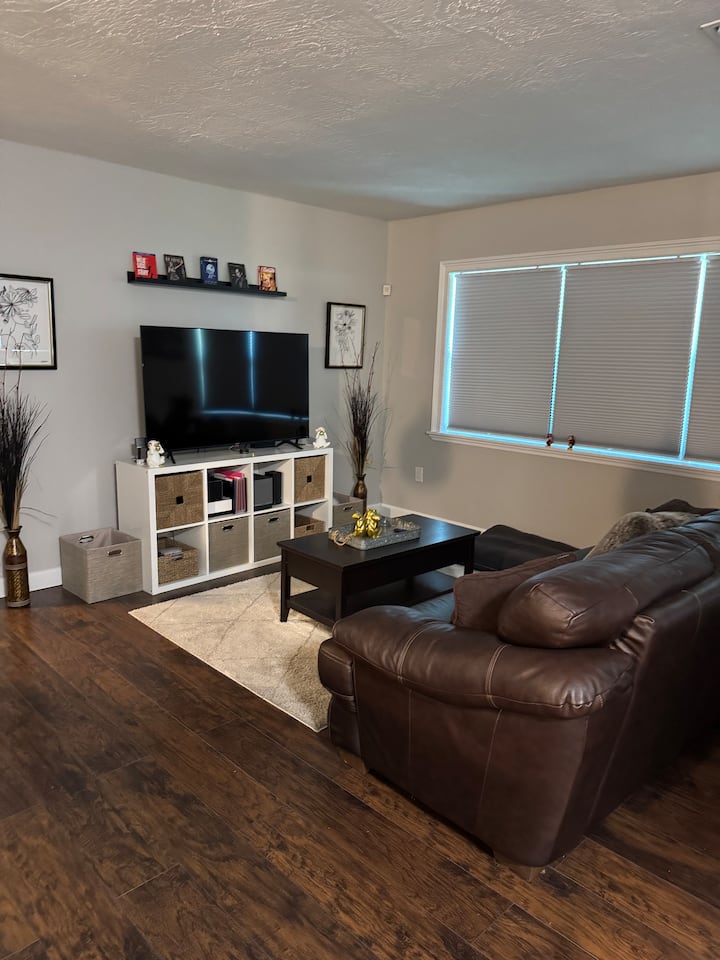 2 Bedroom Newly Renovated Home - Clearwater, FL