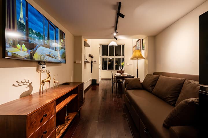 Vintage Ha Noi/2 Bedrooms/2’ To Night Market - Hanoi