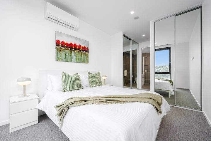 Samma Charm With Balcony Parking Gym Jacuzzi - Ivanhoe