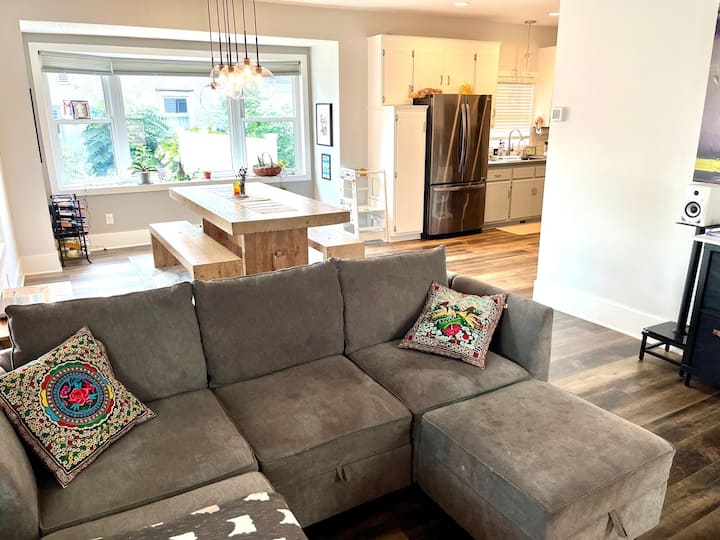 Cozy Home In Downtown Waconia! - Cologne, MN