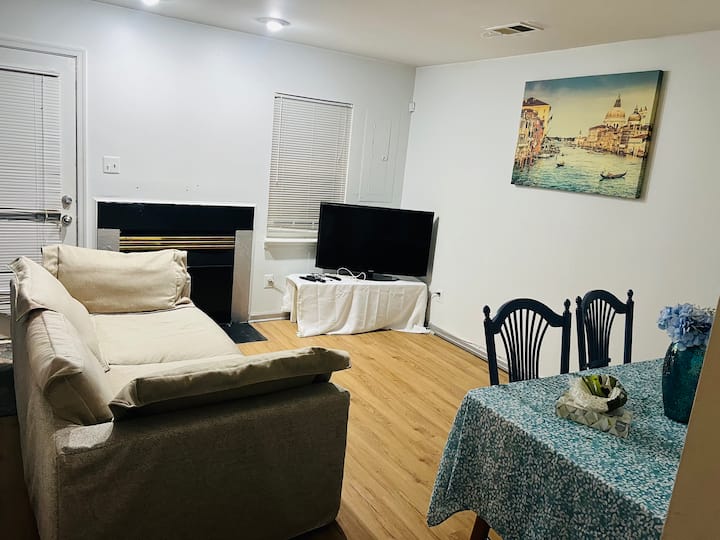 Stand Out Basement For You! - Dumfries, VA