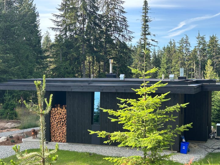 Mountain Retreat - Salt Spring Island