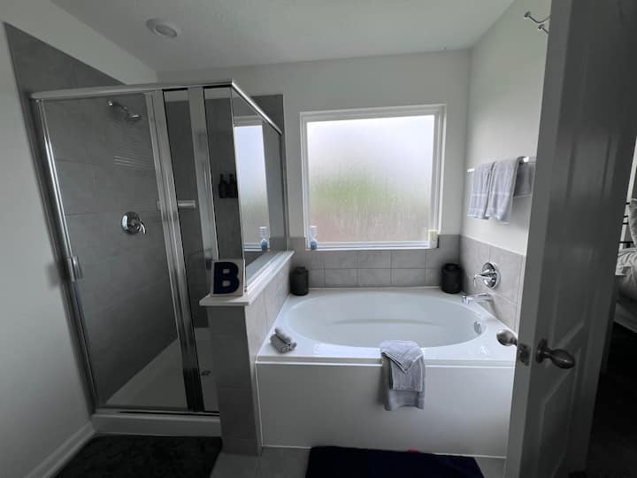 Quiet Getaway Minutes From Iah - Humble, TX