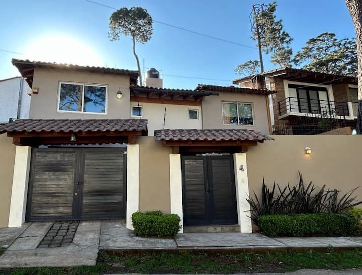 Casa En El Corazón De Avandaro - Valle de Bravo