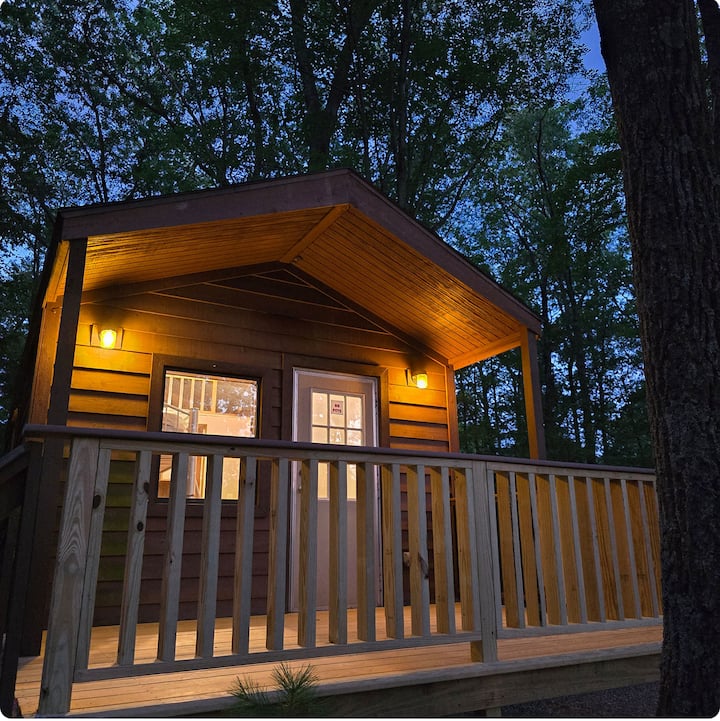 Bear Hollow Cabin 2 - Knoebels Amusement Resort, Elysburg