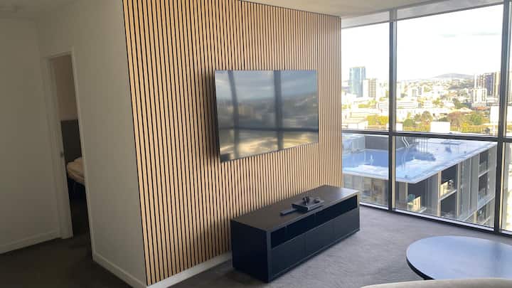 Riverview 2br Apt W/pool And Parking Near Suncorp - 밀턴