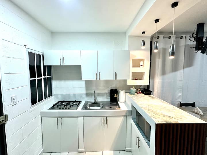 Cataleya House - Santa Ana