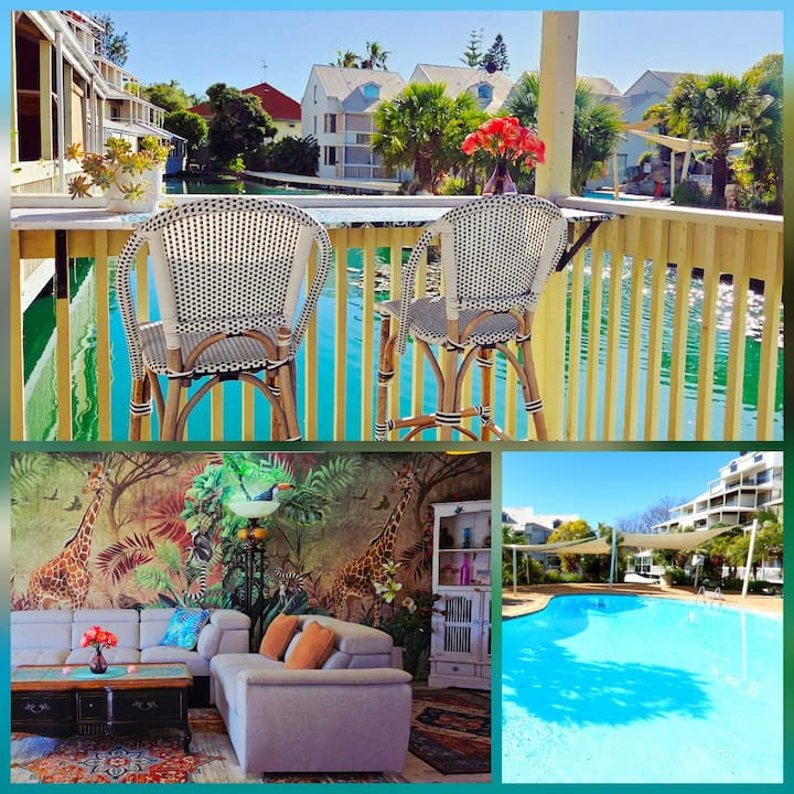 Fairyhouse On The Lake - Resort With Pool & Lake - Mandurah