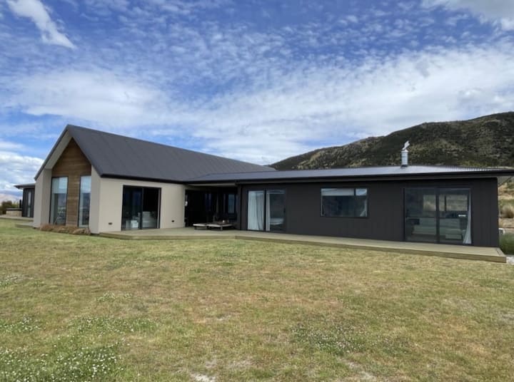 Scenic Alpine Getaway - Luggate
