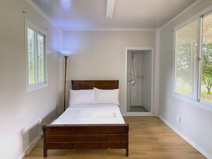 Paradise Farm Resort - Room 4 - Iba