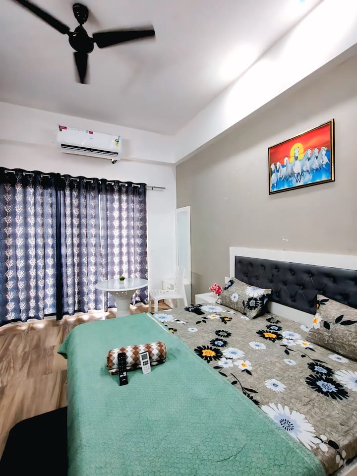 Kashuu Luxury Stay - Dadri