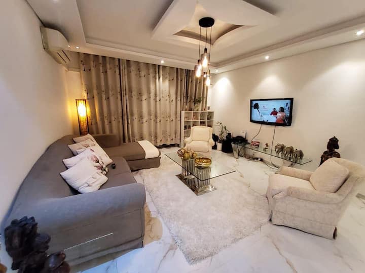 T5 Disponível Pra Aluguer Diário No Kilamba - Angola