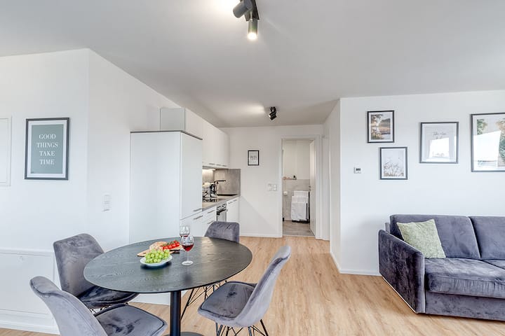 Ller Homes 4, Balkon & Parken - Illertissen