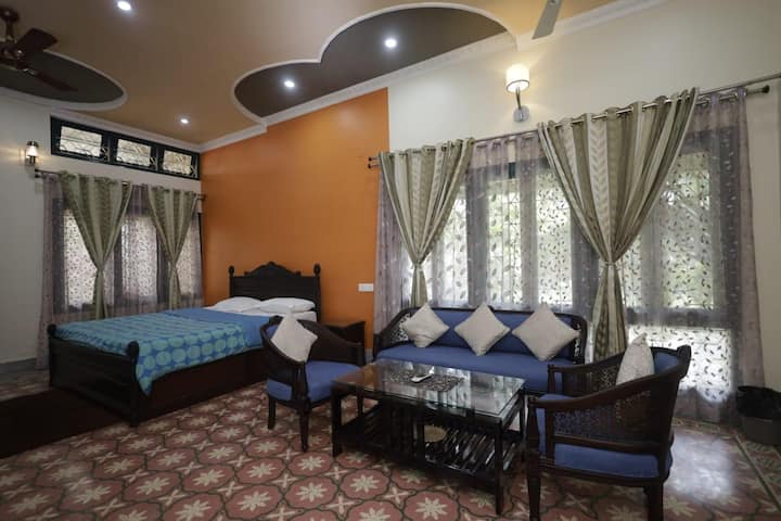 Trisha Heritage Villa -