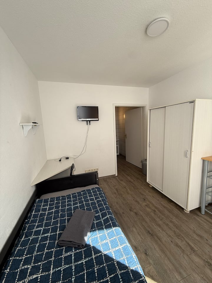 Gemütliches Zimmer + Fitness - Burg (bei Magdeburg)