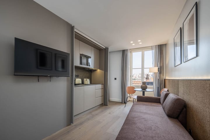 Stylish Studio For Three In Central Porto - Porto, Portugal