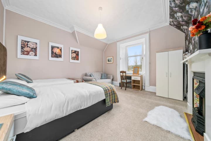 3bed I Sleeps6 I Nr Station - Largs