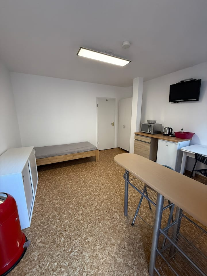 Zimmer Mit Kühlschrank & Bad - Burg (bei Magdeburg)