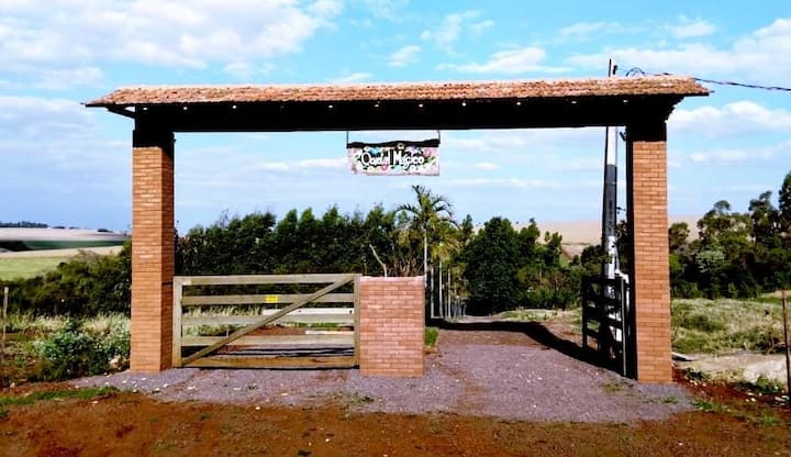 Chácara Quintal Mágico
Sossego E Diversão No Campo - Toledo