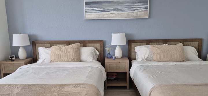Ocean View, O.manor, Beachfront - Fort Lauderdale, FL