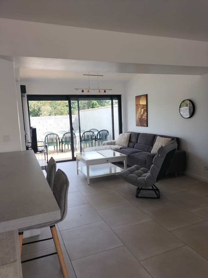 Maison Sympa Facile à Vivre - Rochefort, France