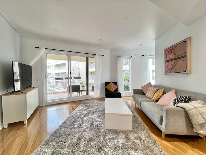 Port Melbourne Pad Near The Beach - Williamstown