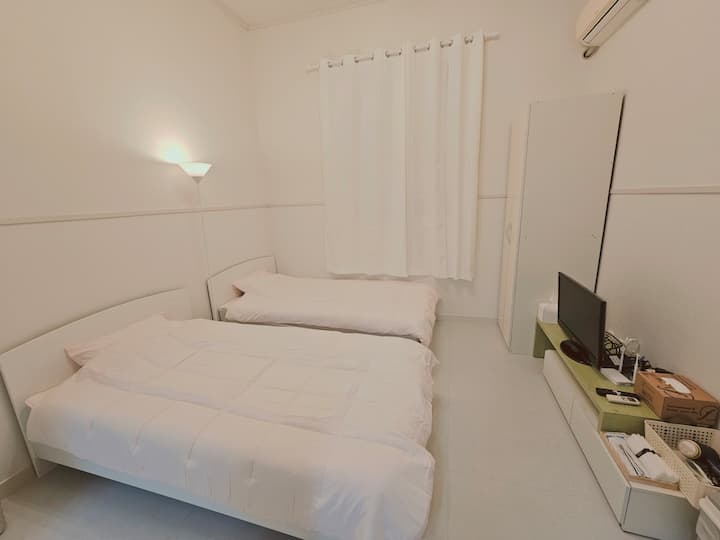 Glory-202/복층/늦은퇴실12시/성심당3분/은행동3분/대전역10분/야구장10분 - Daejeon