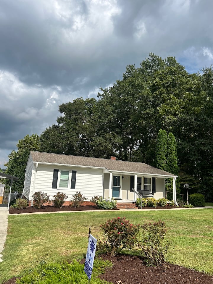 Peaceful Pickens Cottage - Pickens, SC