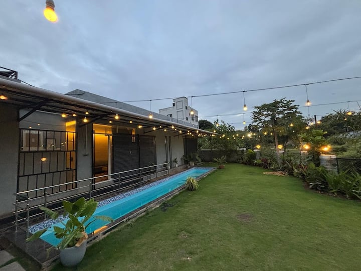 Richie Villa | Private Pool | Garden - Pune