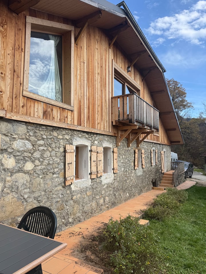 Le Nid Des Cimes. Appartement Montagne 12 Pers - Praz de Lys Sommand