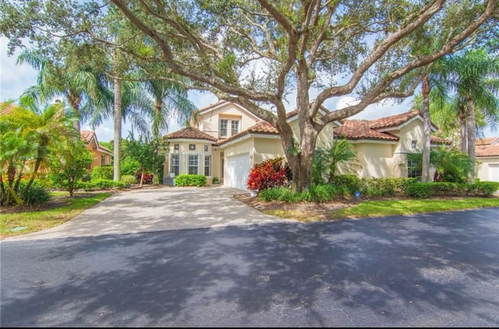 The Exquisite Escape | Private Community & Pool - Vero Beach, FL