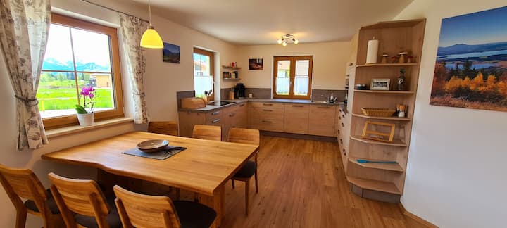 Apartment Hipp No. 2 - Mountain Views & Wellness - Schwangau