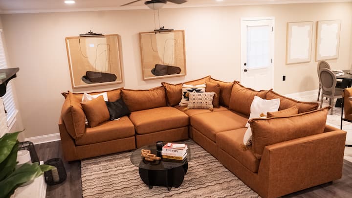 Superhost Property. Safe, Clean, & Superhot Water! - Tuscaloosa, AL