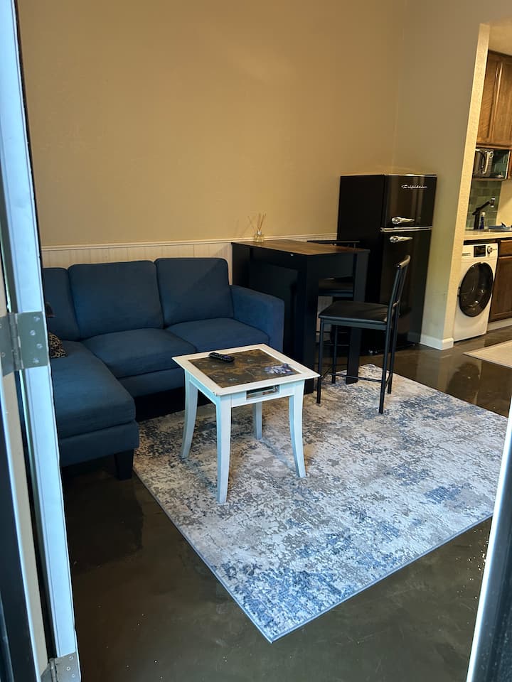 Cozy Studio - Modesto, CA