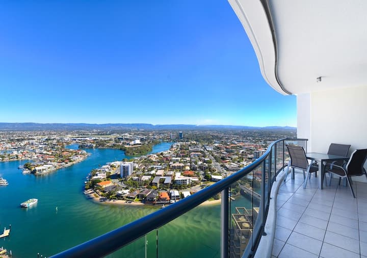 The Lookout-level 33 - Surfers Paradise