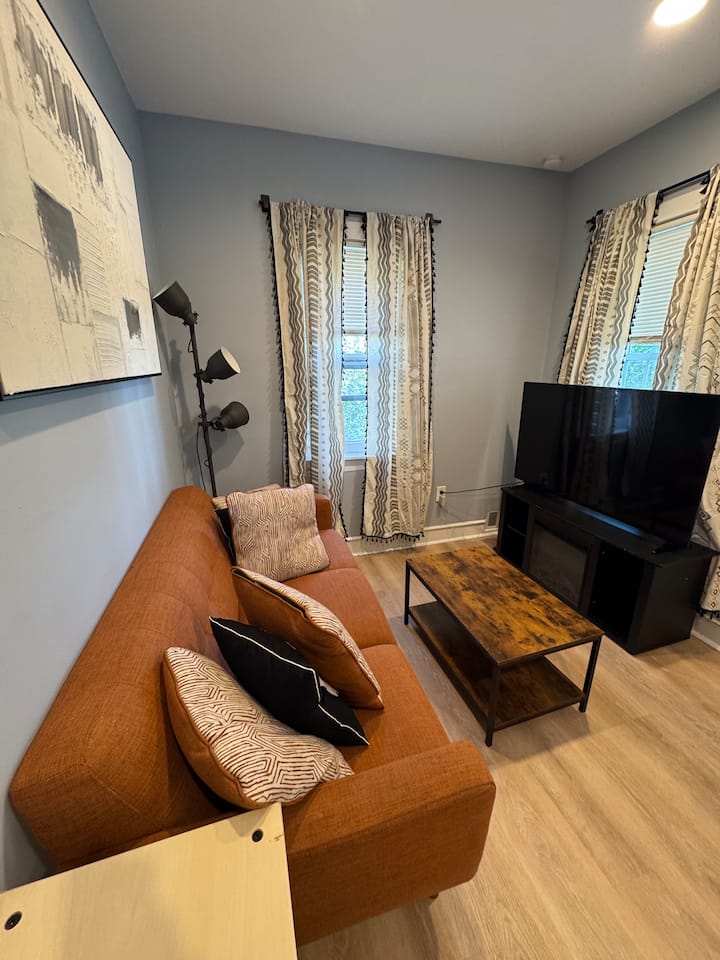 Cozy 2 Bedroom House - Wilmington, DE