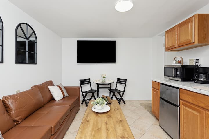 Cozy, Convenient Near Downtown - White Plains, NY