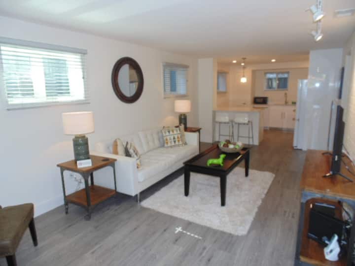 Cozy First Floor Apartment - Boulder, CO