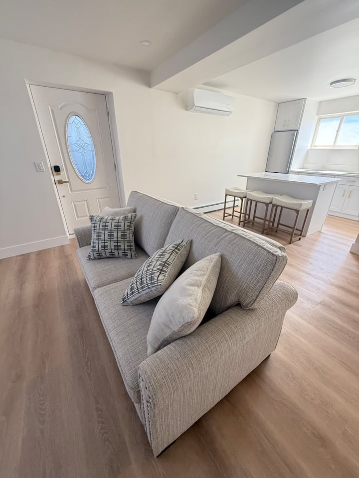 Modern 2br Apartment Elmont Ny - Garden City