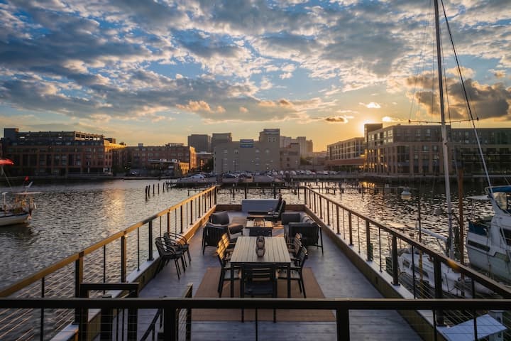 Flohom 12 | Rooftop Fire Pit Fells Point Harbor - Baltimore, MD