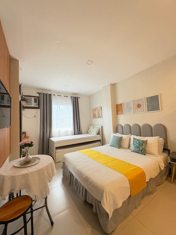 Paris-inspired Studio | Free Parking & Fast Wi-fi - Dasmariñas