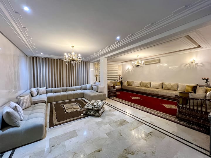 Chic & Spacious 4br With Jacuzzi-fez New City Stay - Fès
