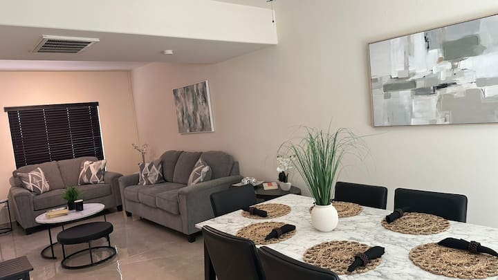 Casa Cómoda En Zona Dorada - Mexicali