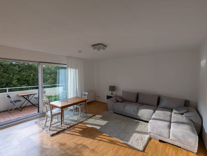 Oktoberfest Flat For A Couple - Planegg