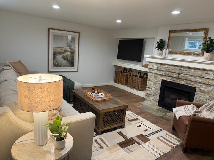 2 Bed 1 Bath W/ Secluded Garden And Private Entry - Portland, OR