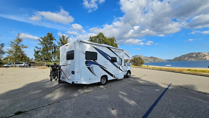 25ft Rv Sleeps Up To 6 - Conroe, TX