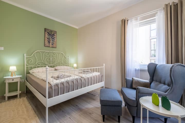 Sunny 2 Bedroom Prime Center Ndk Vitosha Blvd - Sofia